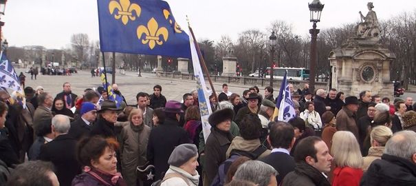 iroon.com: Photos: AIN'T EXTINCT YET: French Royalists honor King Louis ...