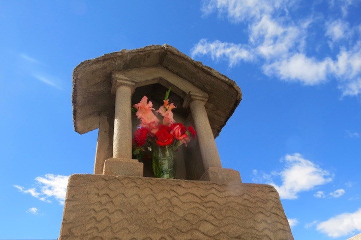 iroon.com: Gallery: Death & Decoration