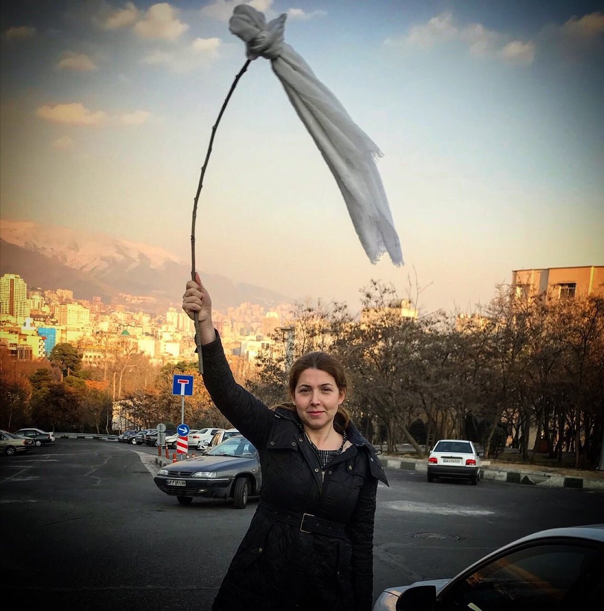 iroon.com: Photos: Iranian Activist Receives Geneva Summit Int’l Women ...