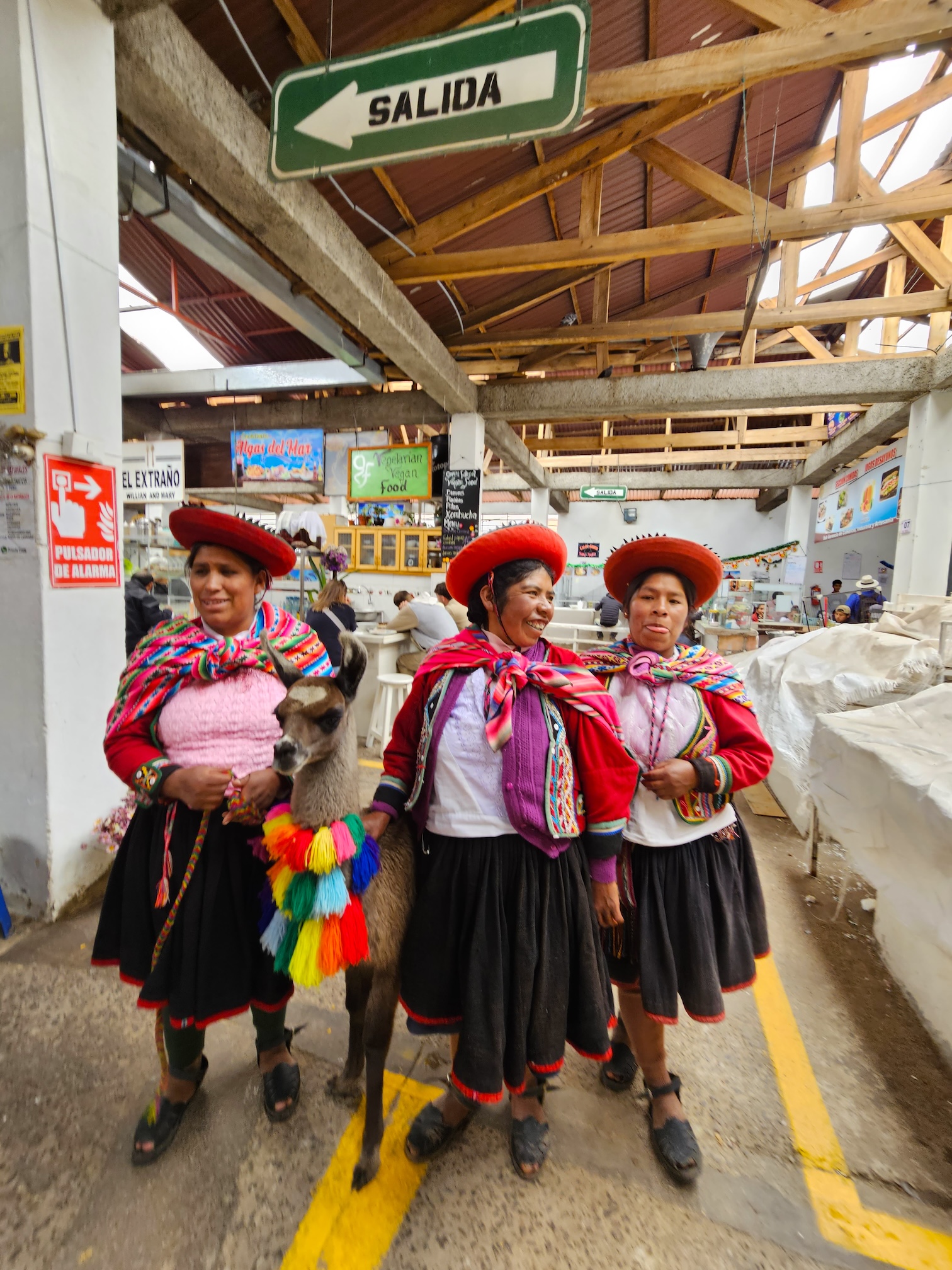 iroon.com: Photos: Three Plus One