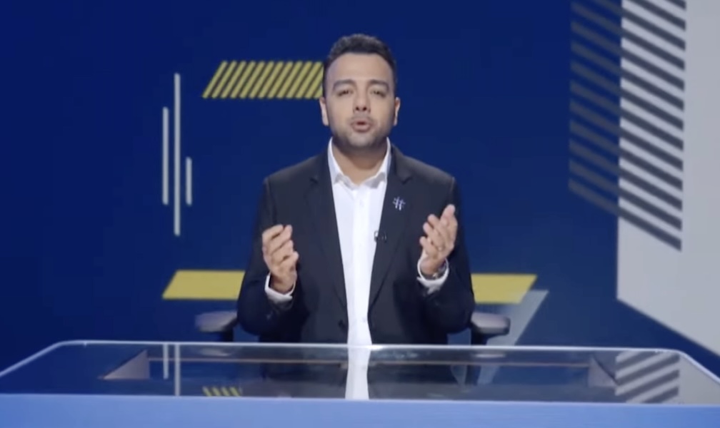 iroon.com: Photos: Pouria Zeraati: Iran International TV host stabbed ...